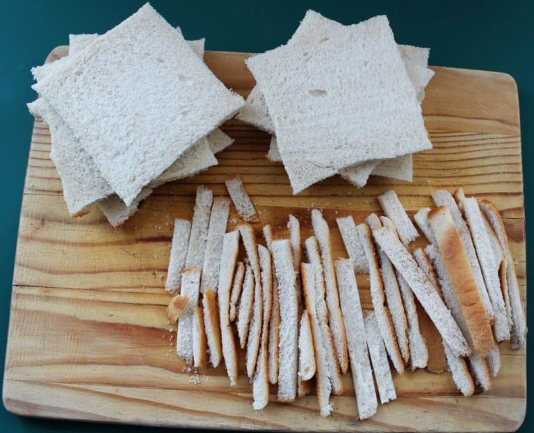 Krispie Grilled Cheese Sarmies - Sparkle Ellie