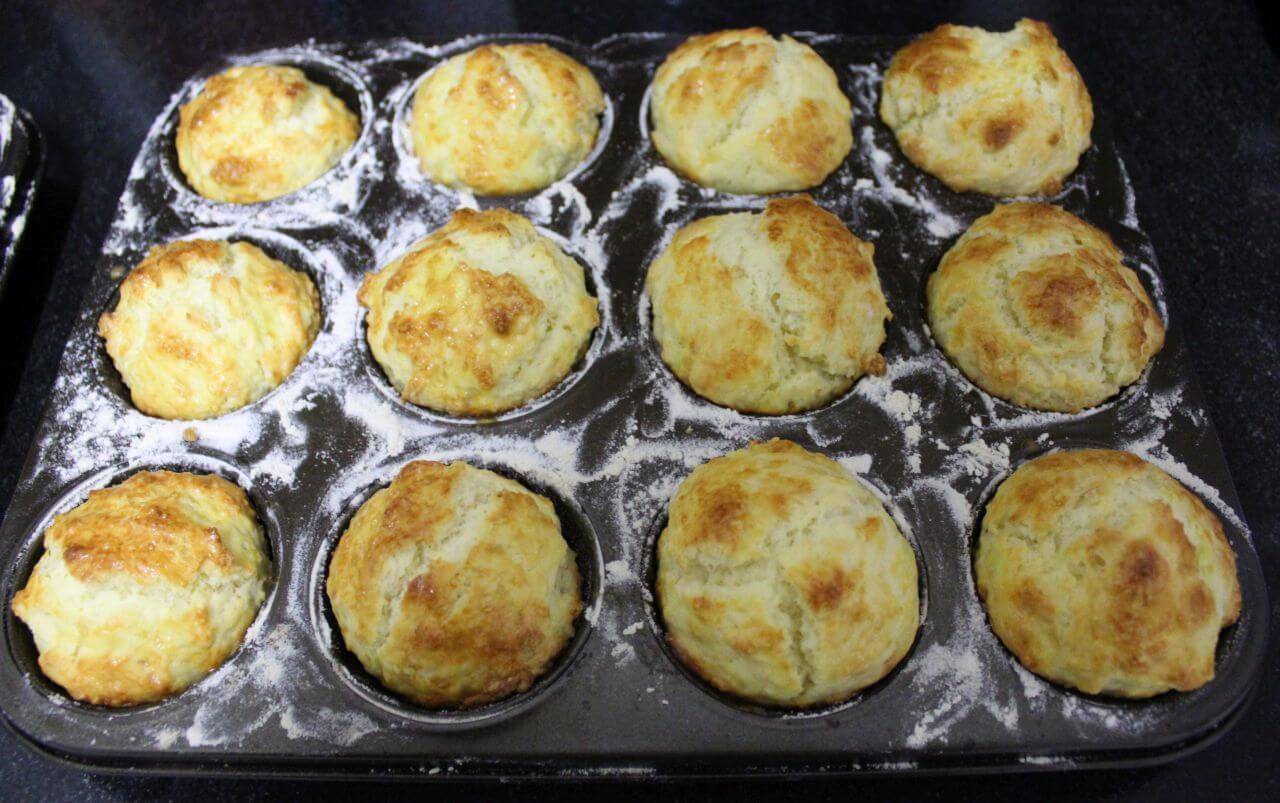 Easy-Cheat Scrumptious Scones - Sparkle Ellie